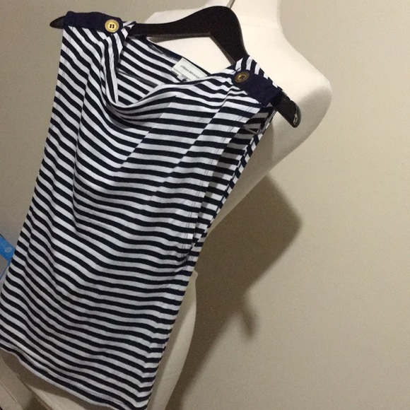 Urban Behavior | Tops | Low Cut Arm Openings Urban Behavior Too | Poshmark